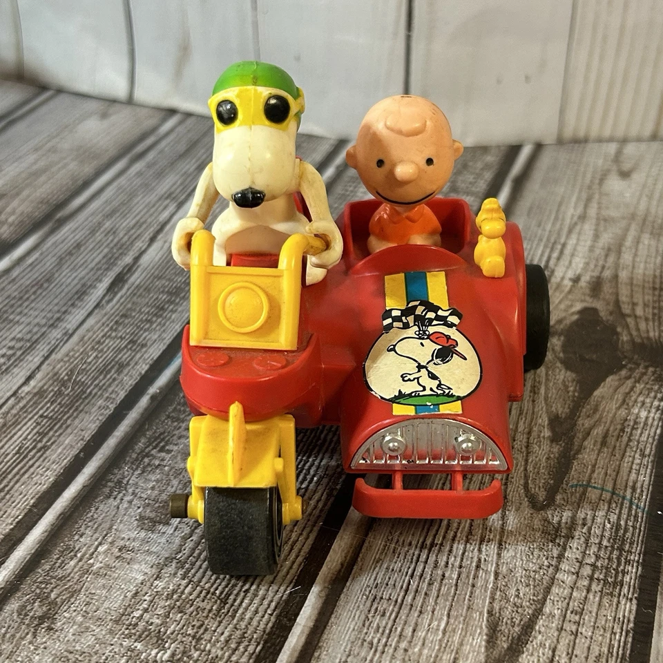 Vintage 1970’s Peanuts Snoopy & Charlie Brown Riding Motorcycle Toy ...