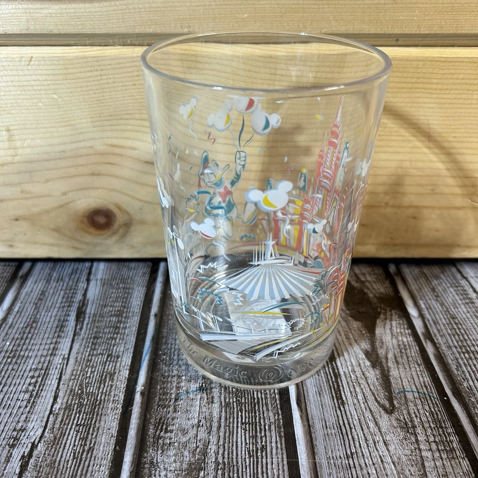 Walt Disney 25 Years Remember The Magic McDonalds Glass Donald Duck ...
