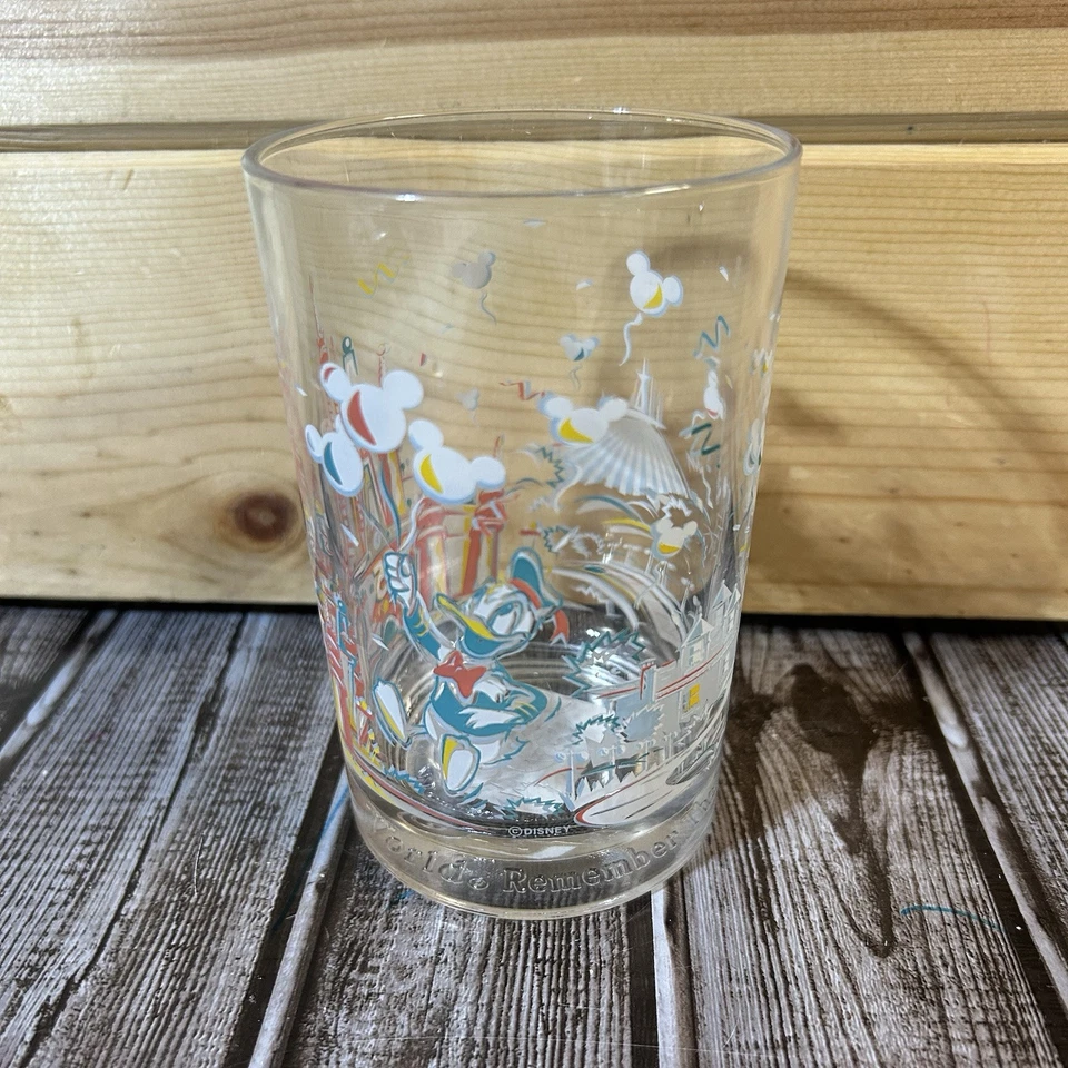 Walt Disney 25 Years Remember The Magic McDonalds Glass Donald Duck ...